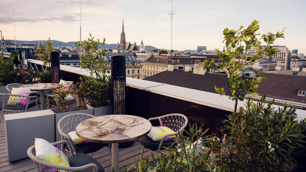 Atmosphere Rooftop Bar | Vienna | Muvamo